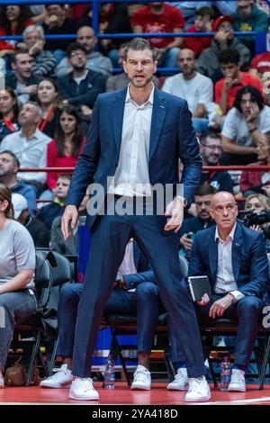 Tiago Splitter, head coach of Paris during the Turkish Airlines ...