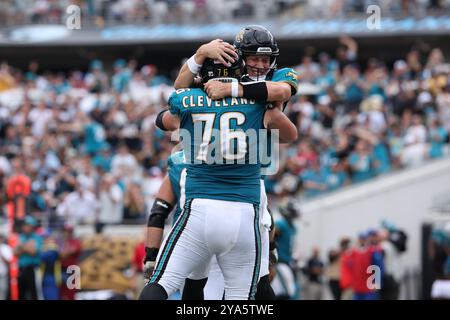 Jacksonville Jaguars guard Ezra Cleveland (76) enters the field during ...