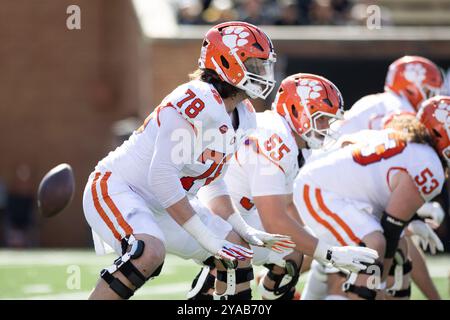 Clemson offensive lineman Blake Miller (78) plays during an NCAA ...