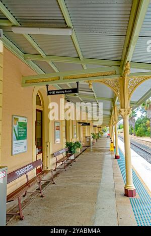 Railway Station at Tamworth NSW Australia Stock Photo - Alamy