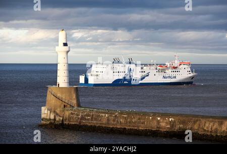 Northlink ferry leaving the port of Aberdeen, Scotland Stock Photo - Alamy