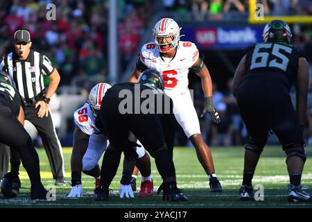 Ohio State safety Sonny Styles (6) sacks Notre Dame quarterback Riley ...