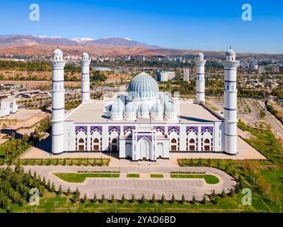 Central Cathedral Mosque of Dushanbe city aerial panoramic view ...