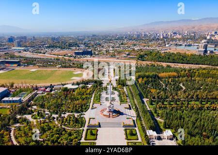 Independence Monument and Rudaki park aerial panoramic view in Dushanbe ...