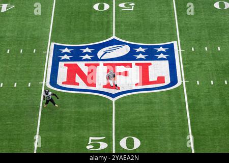 Chicago Bears free safety Kevin Byard (31) is tackled by Las Vegas ...