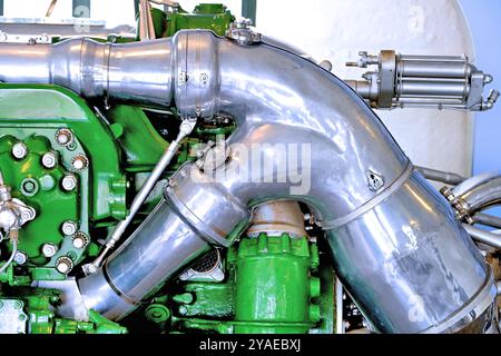 National Museum Of Flight Scotland a Napier Nomad turbo compound diesel ...