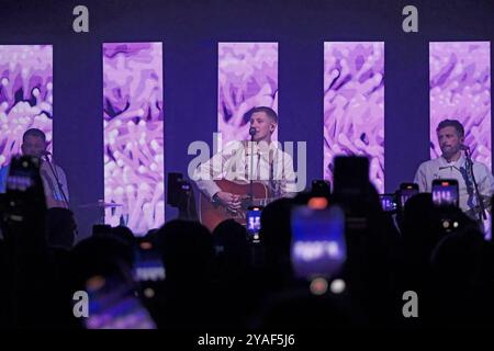 Nathan Evans & Saint Phnx performing at OVO Hydro in Glasgow Saturday ...