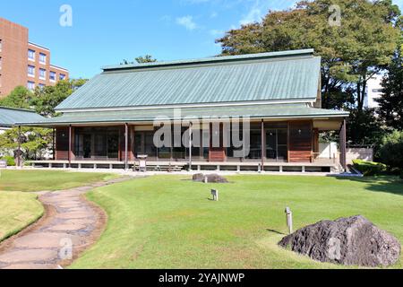Taisho Kinenkan House in Kiyosumi Garden, Tokyo, Japan Stock Photo - Alamy