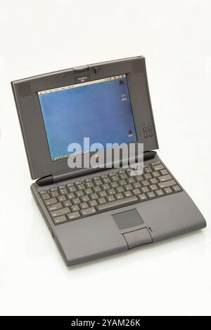 Apple Mac Powerbook laptop computer 1999 Stock Photo - Alamy