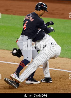 New York Yankees' Tim Hill pitches during the seventh inning of a ...