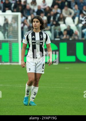 #6 Eva Schatzer of Juventus Women in action during Italian Women Serie ...