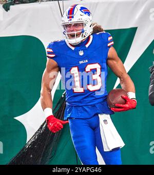 Buffalo Bills wide receiver Mack Hollins (13) runs up field during the ...
