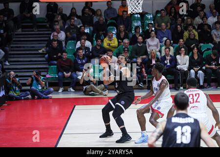 # 34 Kyle Weems (Bertram Derthona Basket Tortona) during Bertram ...