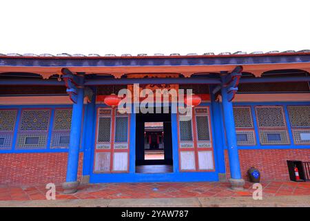 Wufeng Lin family garden with elegant mansion and classic Chinese ...