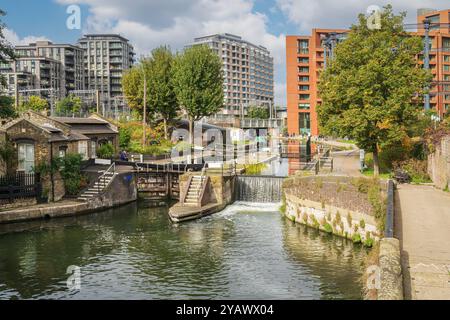 St Pancras Lock on the Regent's Canal at King's Cross, London England ...