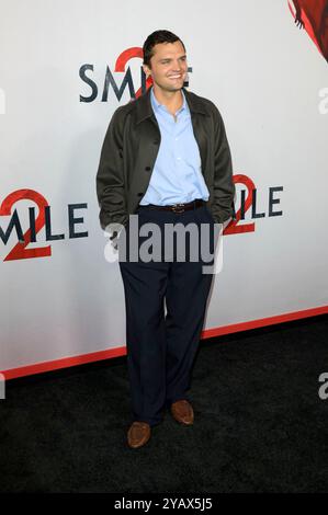 Ray Nicholson bei der Premiere des Kinofilms Novocaine / Mr. No Pain im ...