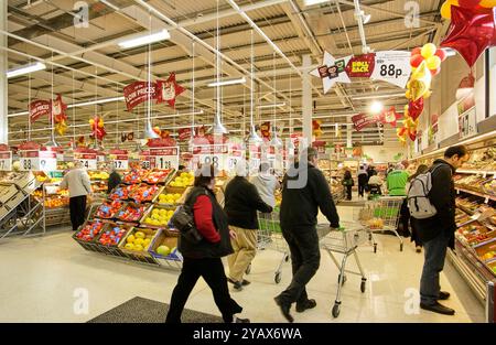Asda Superstore at Chesser, Edinburgh, Scotland in 2003 Stock Photo - Alamy
