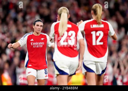 Arsenal's Alessia Russo (left) and Mariona Caldentey (right) dejected ...