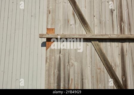 White, Amish style barn details, Lancaster County, Pennsylvania, USA ...