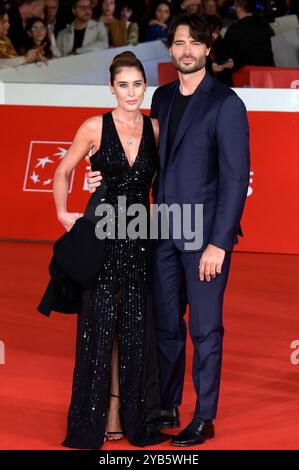 Giulio Berruti und Maria Elena Boschi bei der Premiere der Netflix ...
