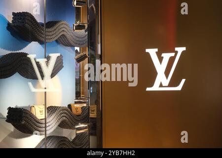 Louis Vuitton store brand logo Stock Photo - Alamy