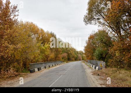 Barrier, designed to prevent the exit of the vehicle from the curb or ...