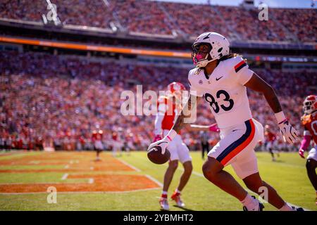 Virginia tight end Dakota Twitty (9) walks the field before the Gator ...