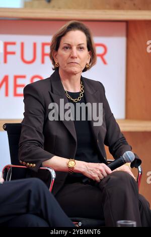 Frankfurter Buchmesse 2024. Journalistin Anne Applebaum am 19.10.2024 ...