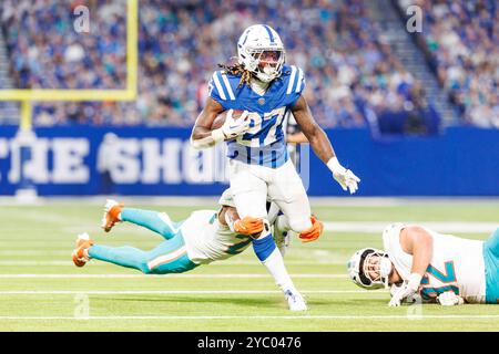 Indianapolis Colts running back Trey Sermon (27) takes the field during ...