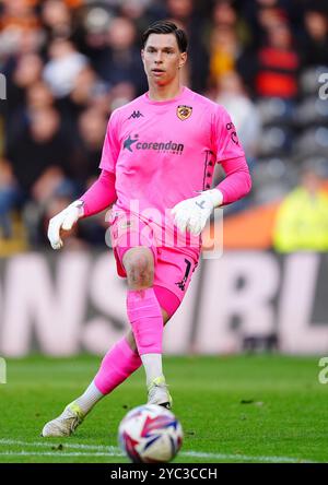 Hull City goalkeeper Ivor Pandur during the Sky Bet Championship match ...