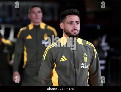 Álex Moreno of Nottingham Forest arrives during the Premier League ...