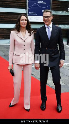 Finnish President Alexander Stubb and his wife Suzanne Innes-Stubb ...