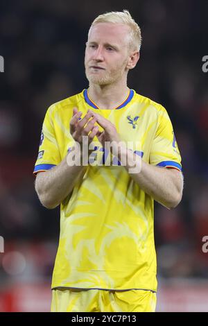 Will Hughes Of Crystal Palace applauds the fans during the Newcastle ...
