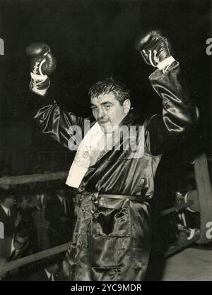 Italian professional boxer Piero Tomasoni, 1950s Stock Photo - Alamy