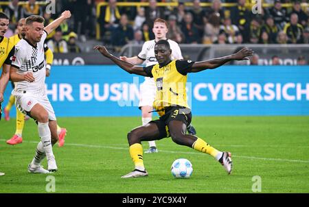 Eric Smith (St. Pauli) Dortmund, January 17, 2026, Football, Bundesliga ...