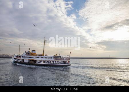 Amazing view on Passengers ship "Eminonu-Kadikoy" moving in sunny day ...
