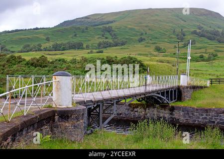 Moy Bridge over the Caledonian Canal Stock Photo - Alamy