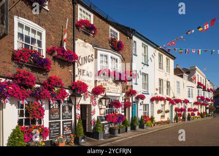 England, Kent, Deal, Beach Street with Colourful Flowers in Bloom Stock ...