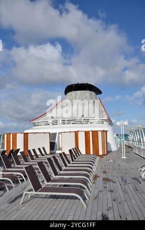Fred Olsen Cruise ship leaving Liverpool, Merseyside, UK Stock Photo ...
