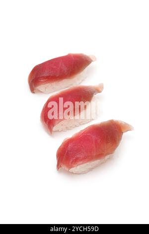 Cold tuna sashimi with lemon Stock Photo - Alamy
