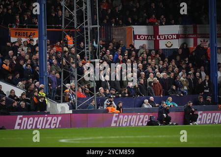 Luton Town supporters during the Sky Bet League 1 match between Luton ...