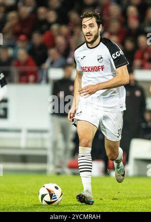 Marcel Benger (SC Verl, #23) GER, SC Verl vs. FC Viktoria Koeln 1904 ...