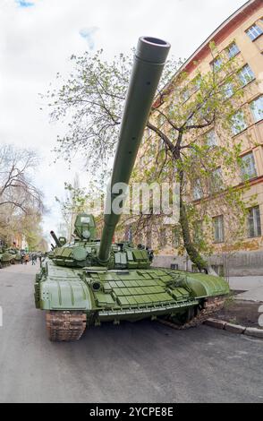 Main battle tank T-72 Ural Stock Photo - Alamy