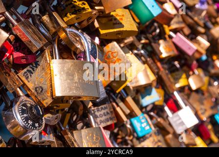 Love padlocks on parisian bridge Stock Photo - Alamy