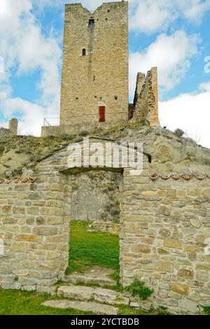 medieval castle of Carpinete, circuit of the castles of Matilda of ...