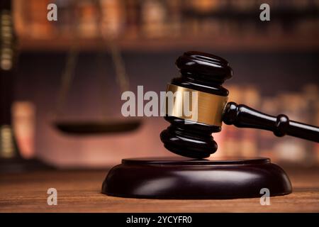 Law books, mallet of the judge, Courtroom background Stock Photo - Alamy