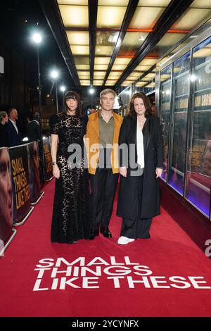 (left to right) Eileen Walsh, Cillian Murphy and Emily Watson attend ...