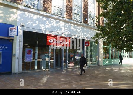 Santander Bank, King Edward St, Hull East Yorkshire, UK. No people ...