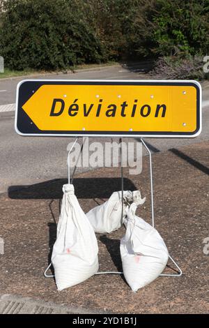 road closed deviation road sign Stock Photo - Alamy