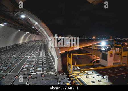 Heavy cargo aircraft empy main deck view Stock Photo - Alamy